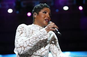 Toni Braxton: Sex & Cigarettes - Majic 102.3 - 92.7