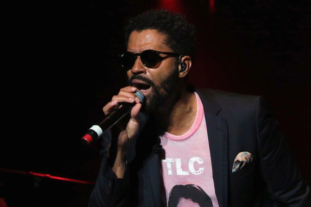 Love And R&B with John Monds