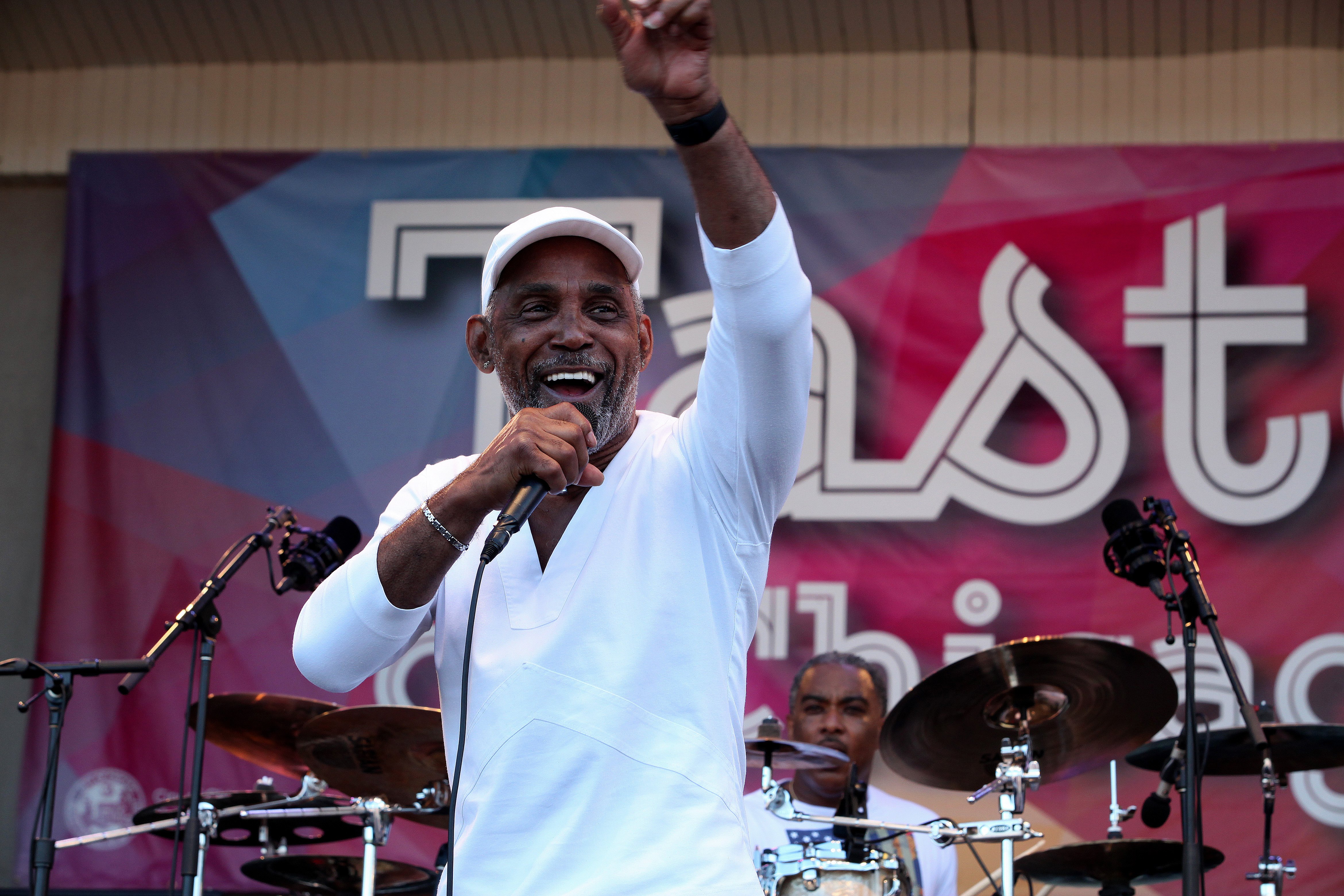 Donnie Simpson Tells Frankie Beverly A Story About His First Time ...