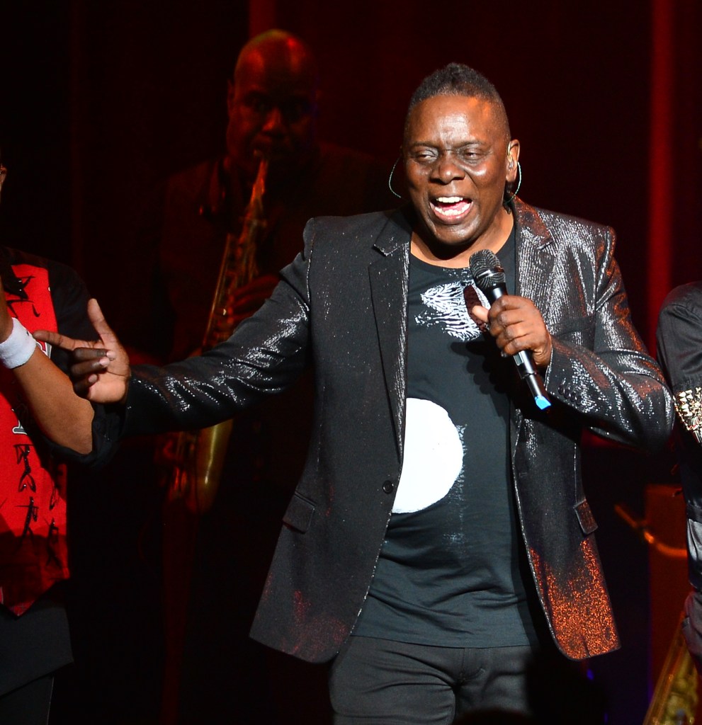 Love And R&B with John Monds