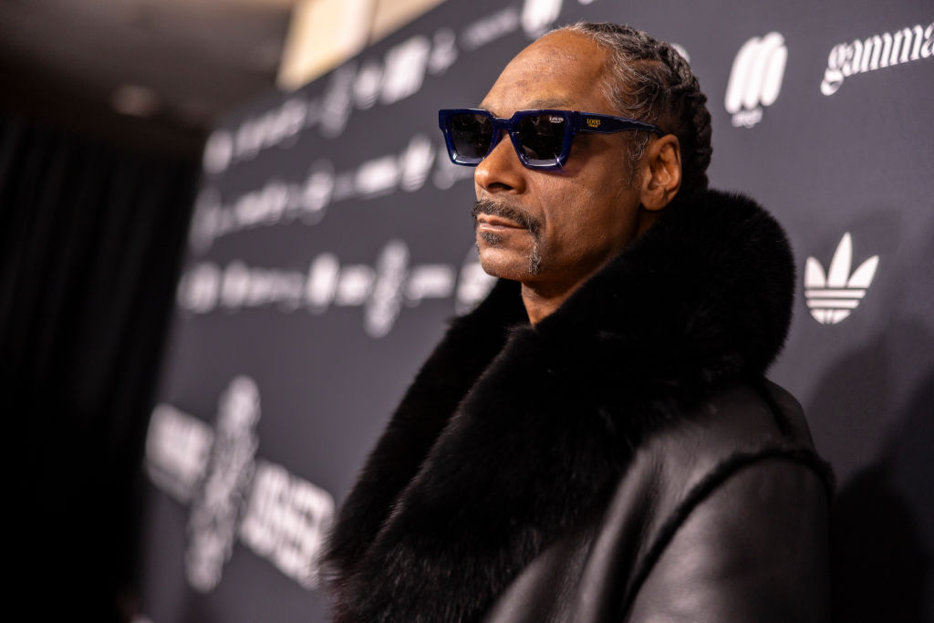 The Morning Buzz: Snoop calls out the Grammys + More